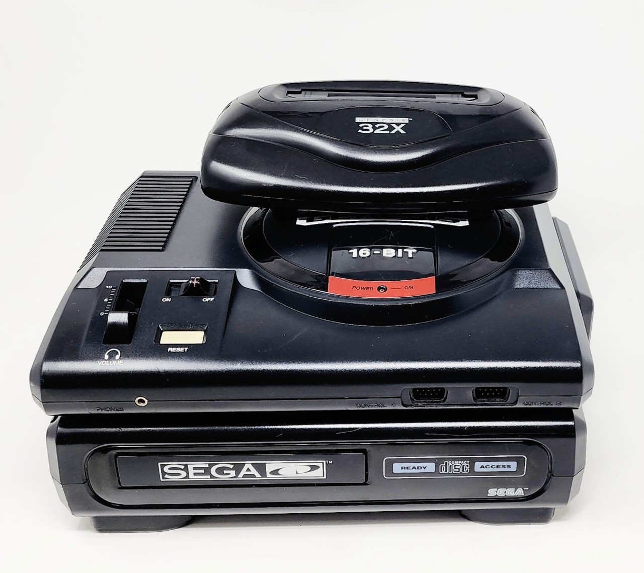 The Fourth Generation of Video Game Consoles: The 16-Bit Revolution ...